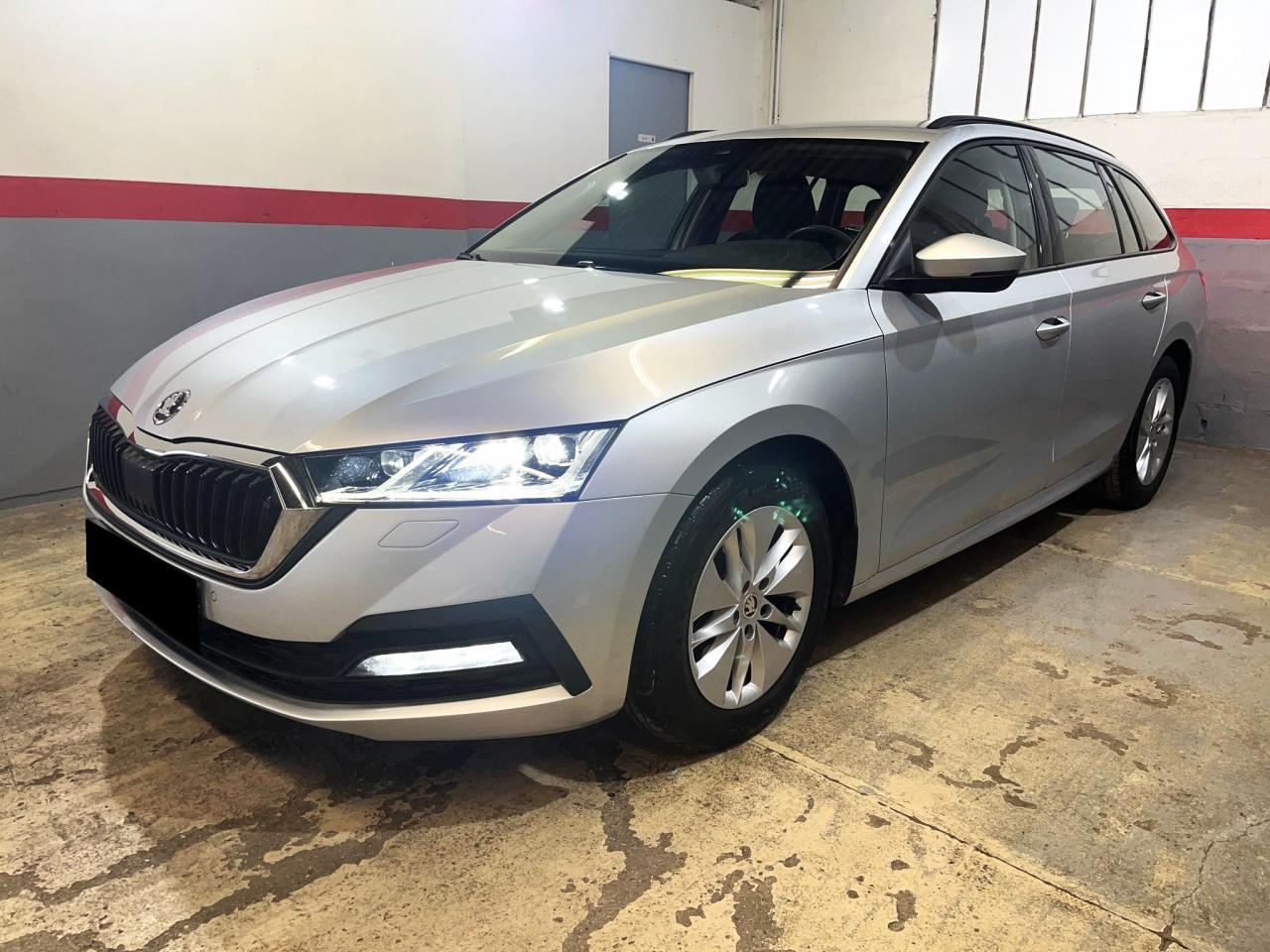 PF AUTOS - SKODA-Octavia combi-IV AMBITION 2.0 TDI 150 REGULATEUR ...
